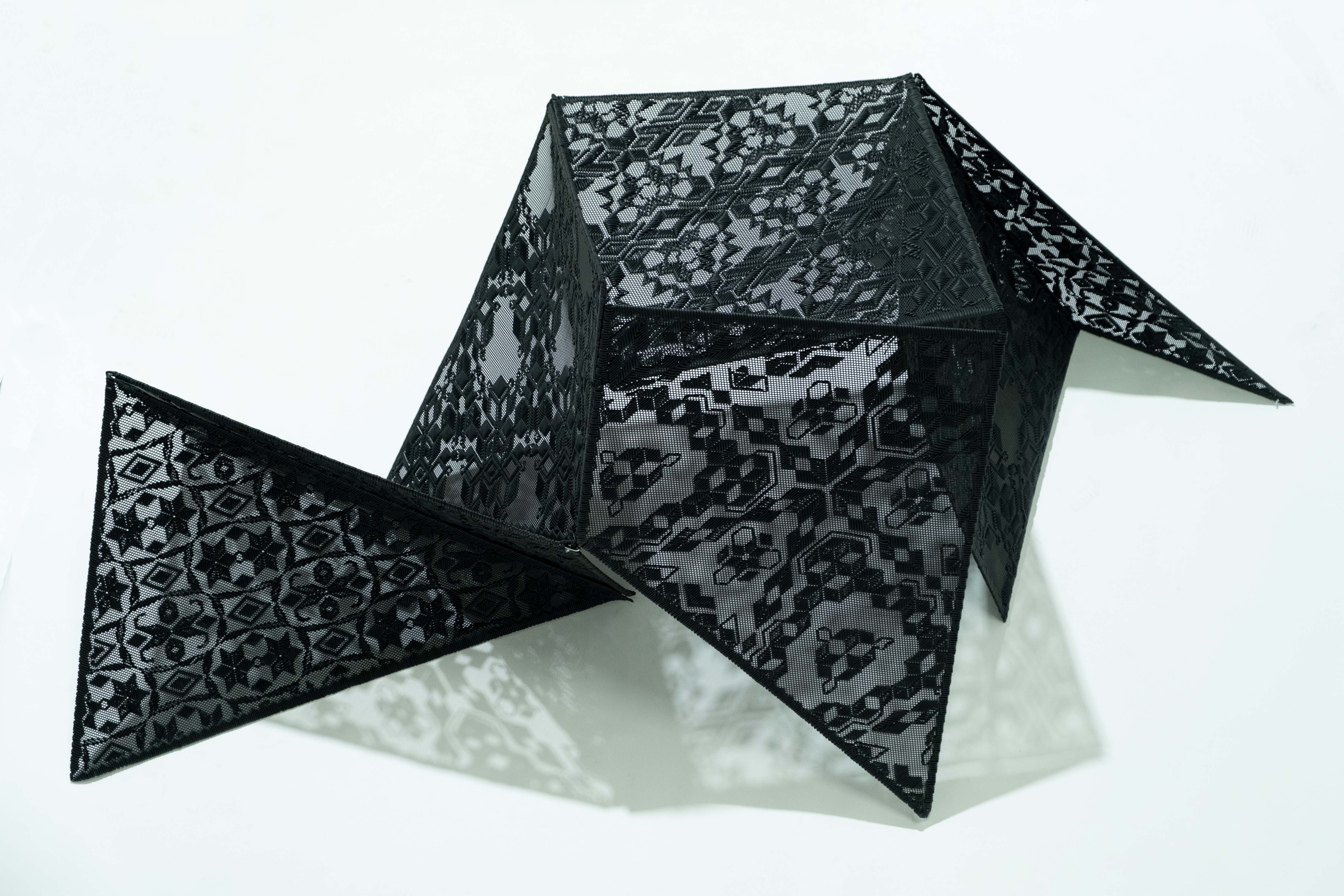 Vault – JEANETTE STOK